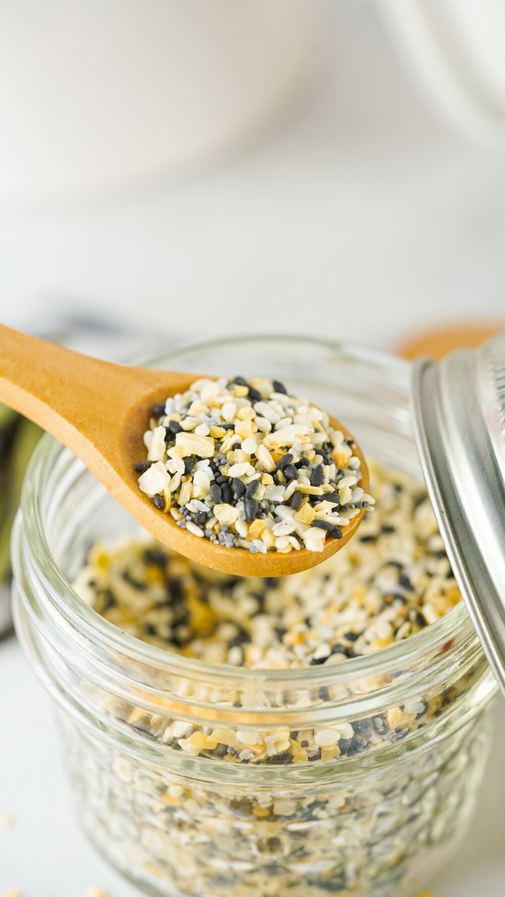 Everything Bagel Seasoning Mix Recipe - HOME MADE LOVELY
