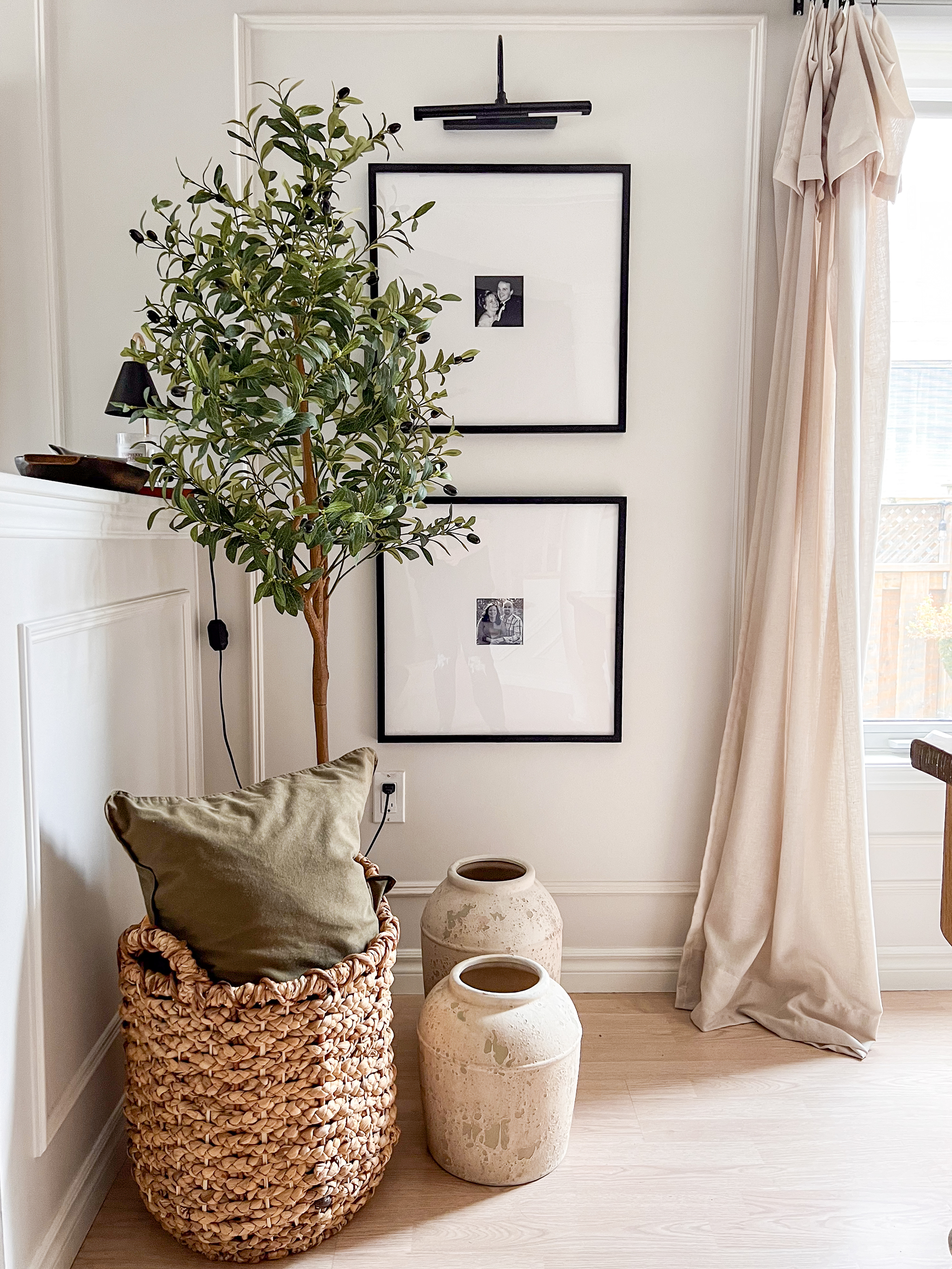 Cozy Minimalism: How to Create a Warm, Inviting Home Without the Clutter