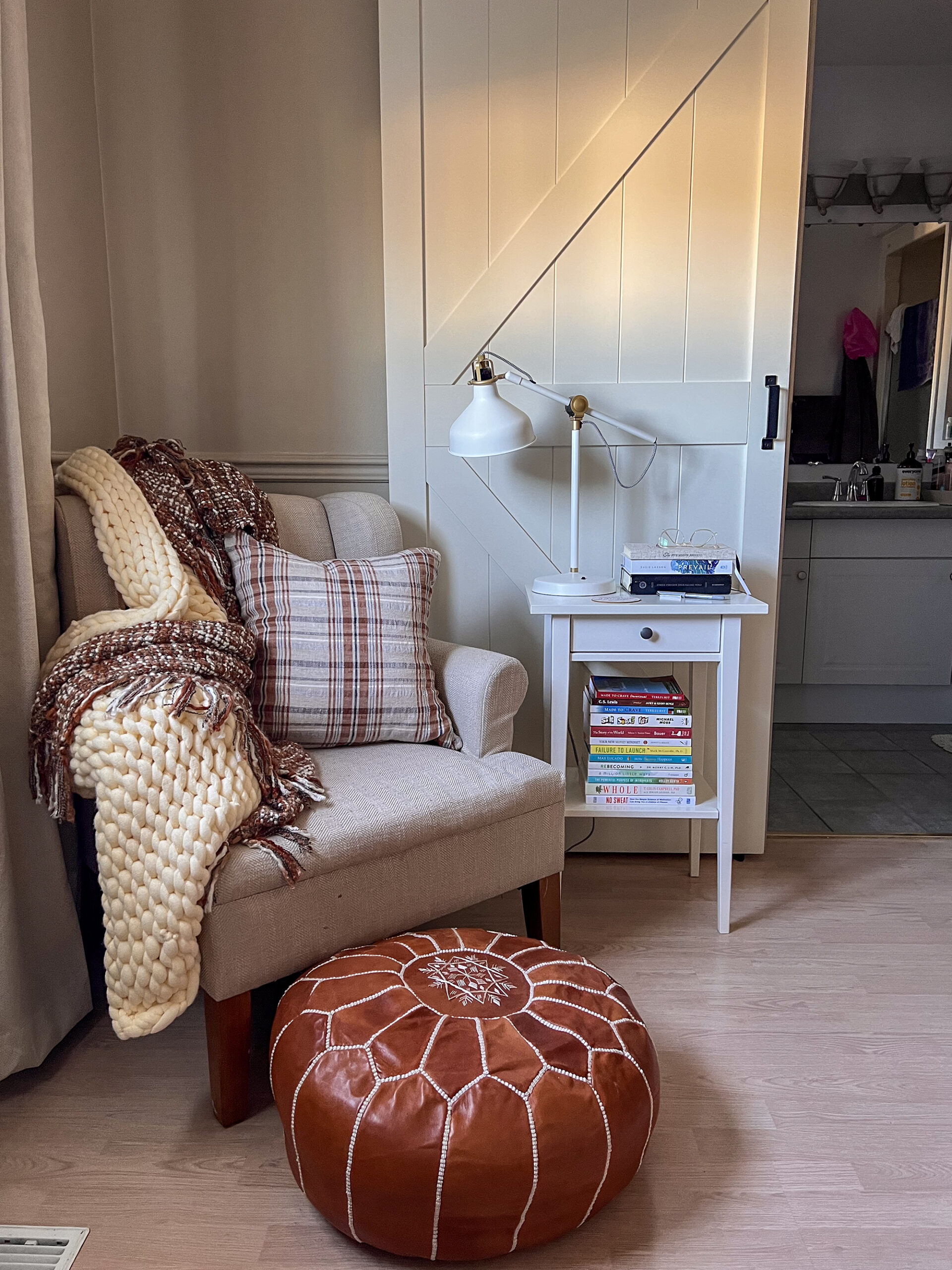 How to Create a Super Cozy Reading Corner (Even in a Small Space)